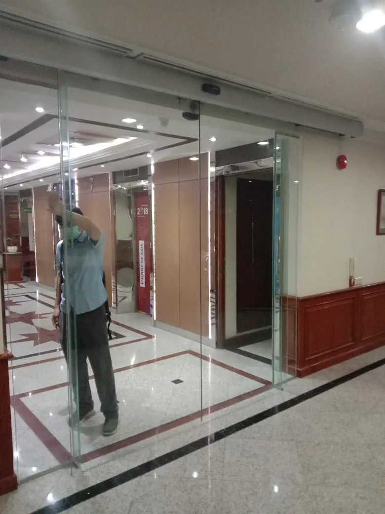 Pintu Otomatis Di Gedung PLN Gambir Jakarta | News | Delta Solusi